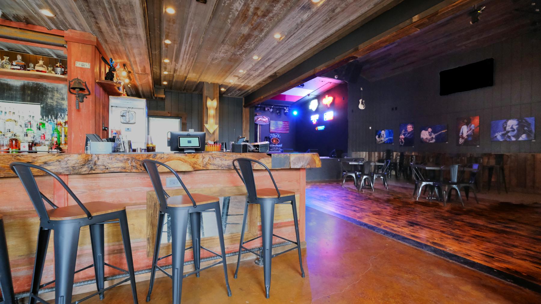 The Spot | Lucky Rabbit | Bar Restaurant in Jonestown, TX