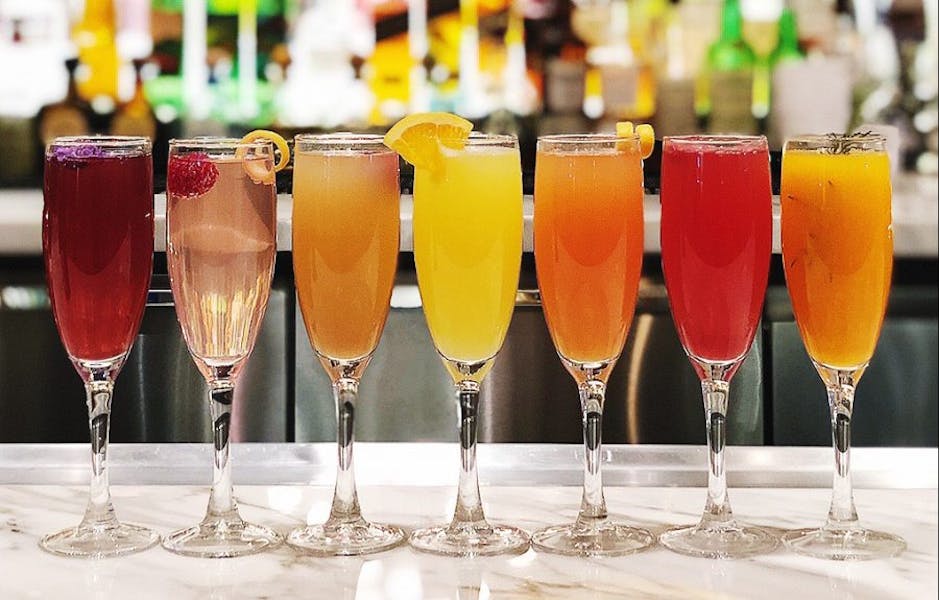 Mimosas vs. Bellinis- Your Guide to the Perfect Breakfast Cocktail