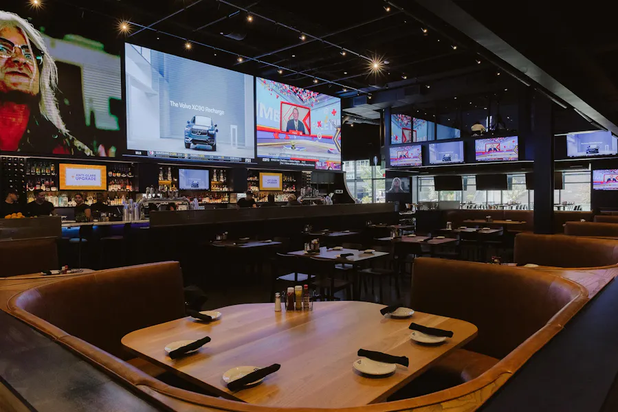 Hours & Location | Let It Fly in Omaha, NE