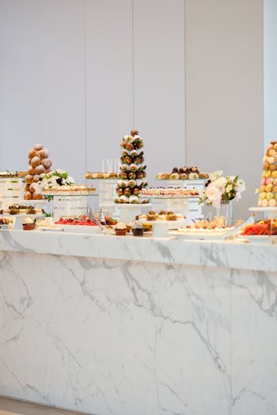 Sweet Table | Oak Mill Bakery in Illinois