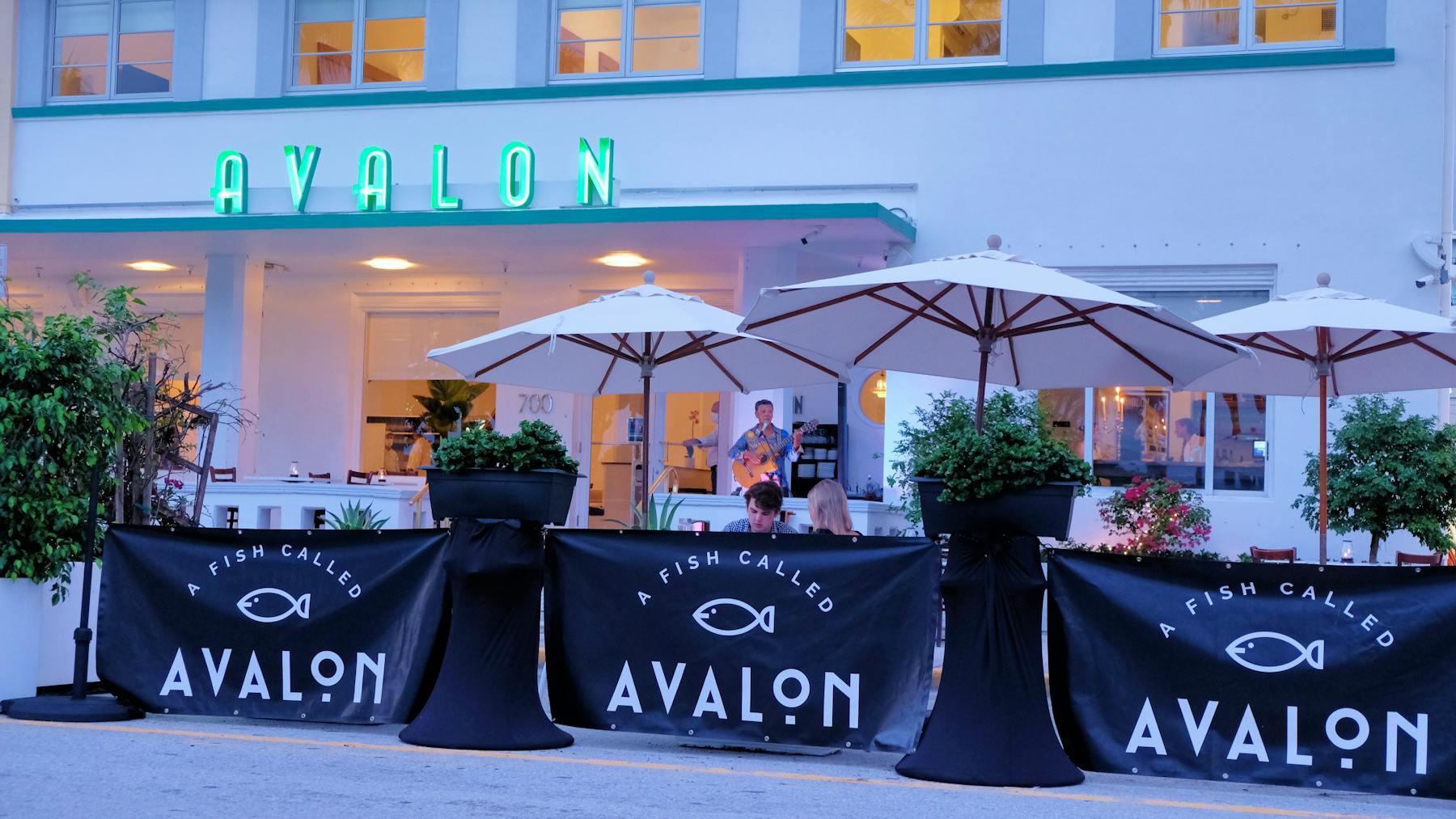 Photo Gallery | A Fish Called Avalon | Miami Beach Restaurants
