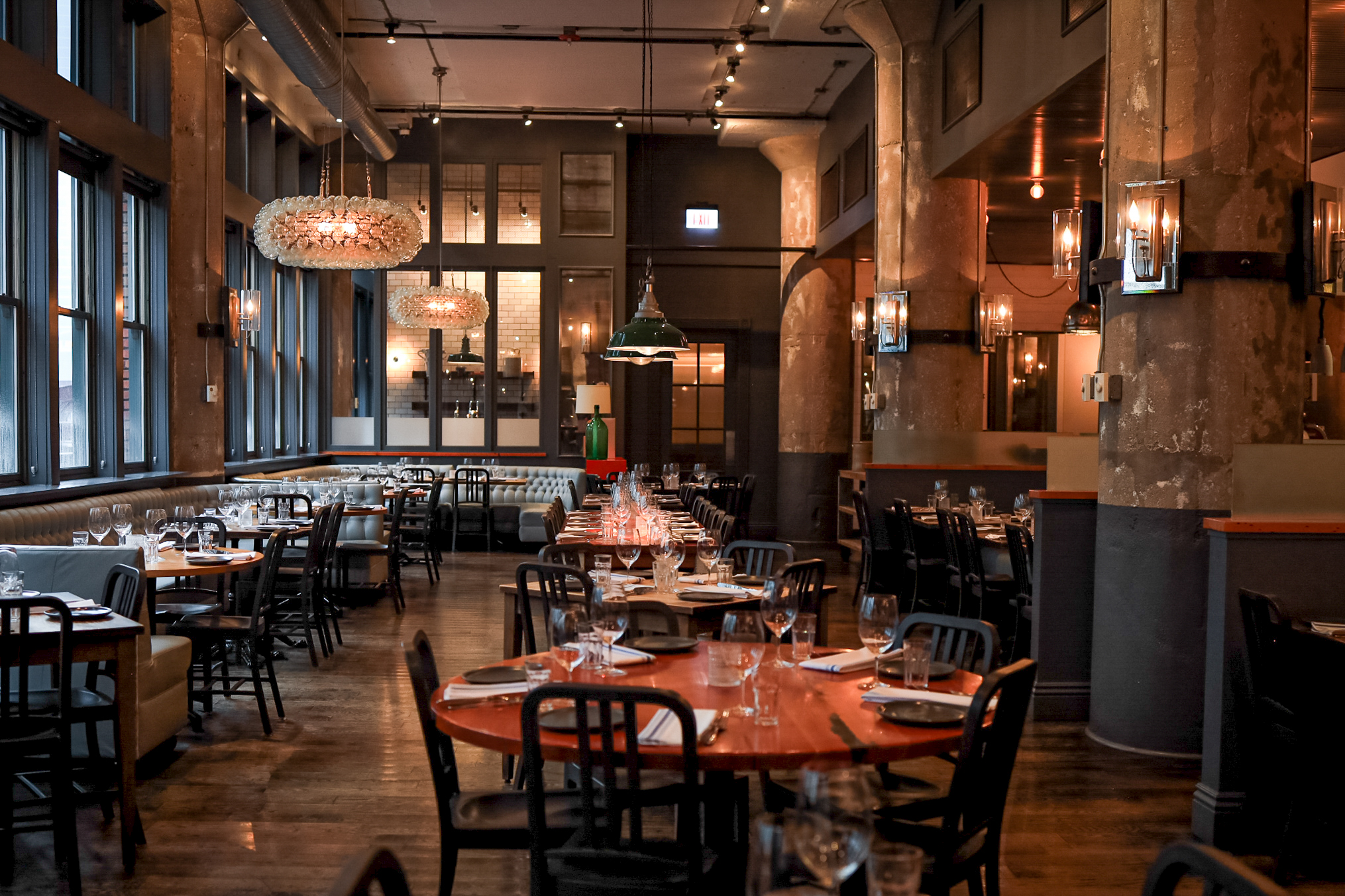 Hours & Location | Les Cochons d'Or in Hot Springs, VA