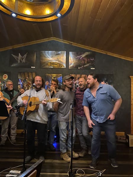 Open Mic Nights | Ray Brothers BBQ | Barbecue Restaurant in Bouckville, NY