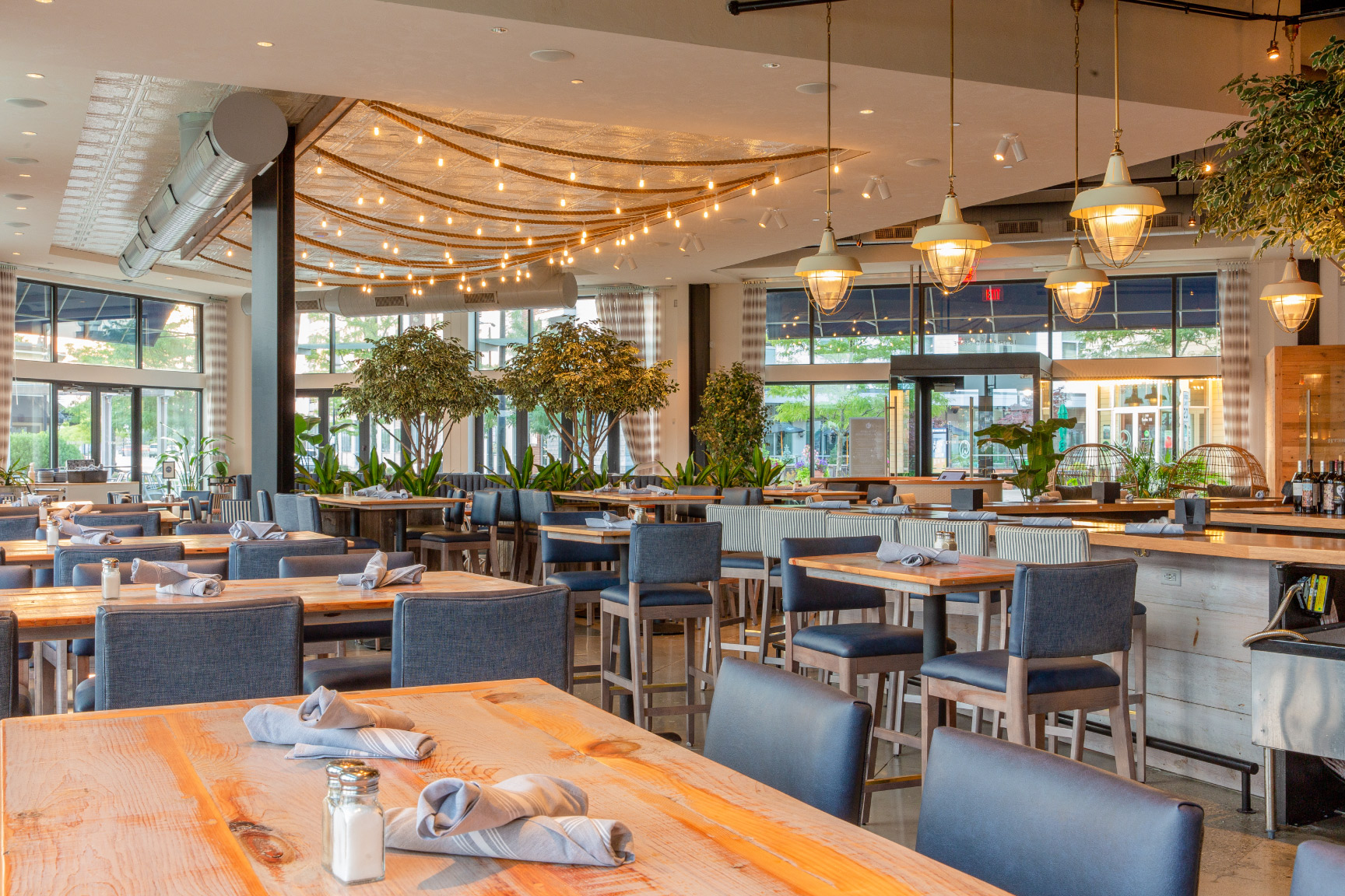 Reservations | The Beth Kitchen & Bar