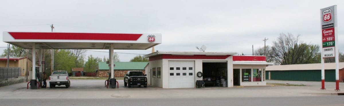 Gore’s 66 | Gore’s Travel Plaza in Seiling, OK