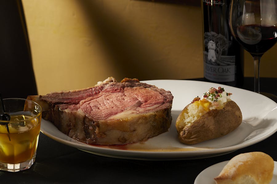 Menus | Dal Rae Restaurant in Pico Rivera, CA