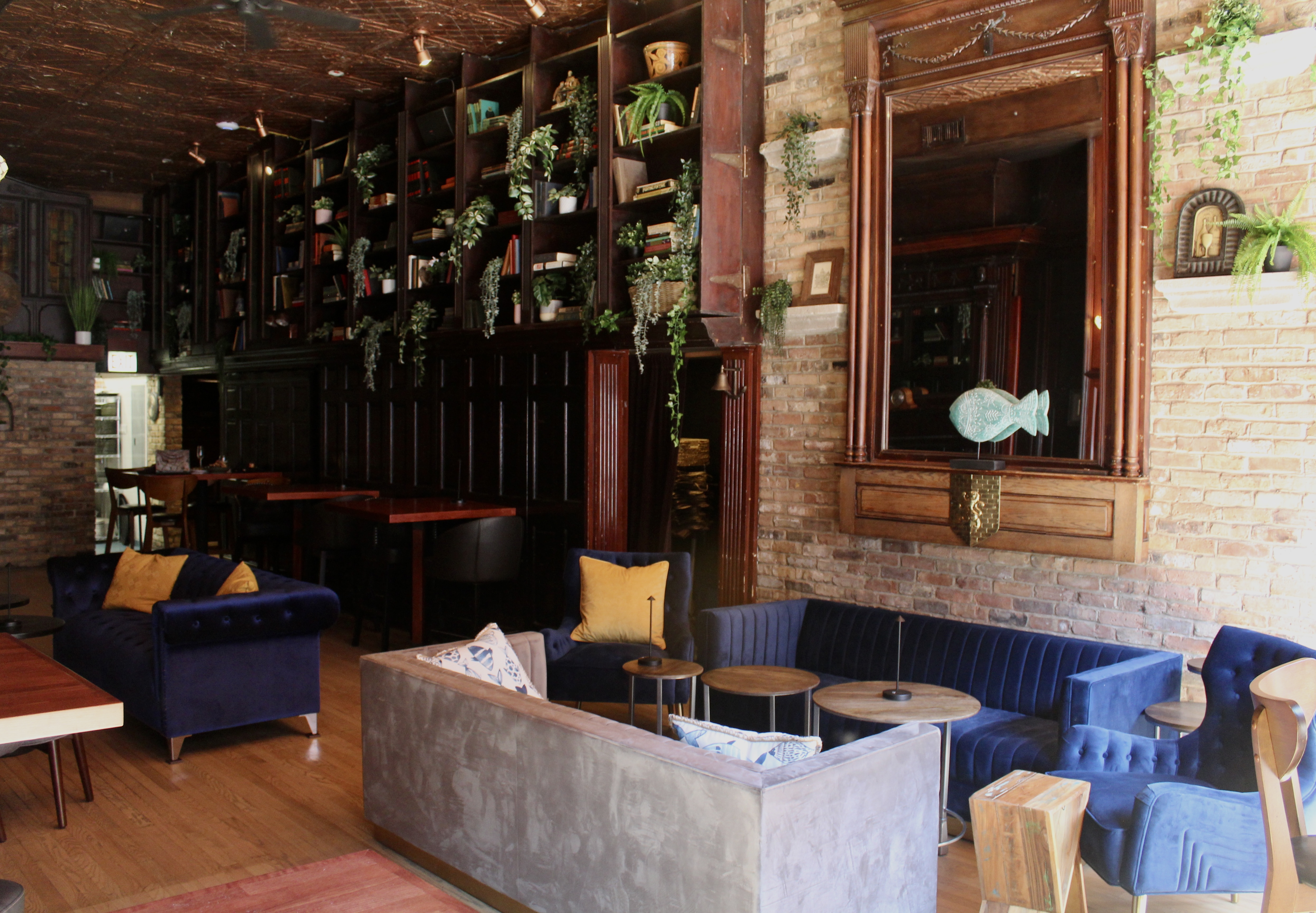 Lone Owl | Gastropub in Chicago, IL