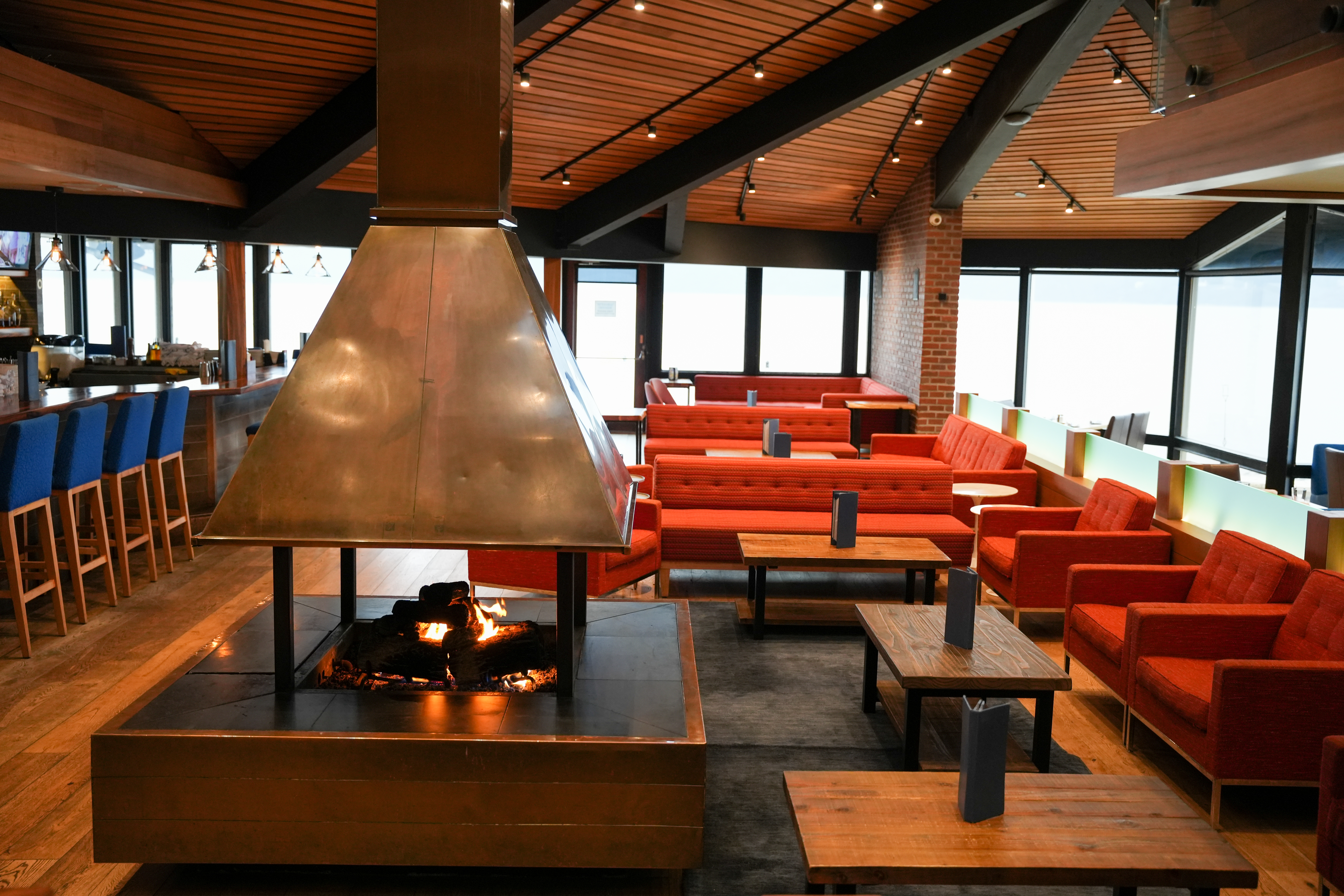 Bar & Lounge | Half Moon | Sophisticated American Cuisine in Dobbs ...