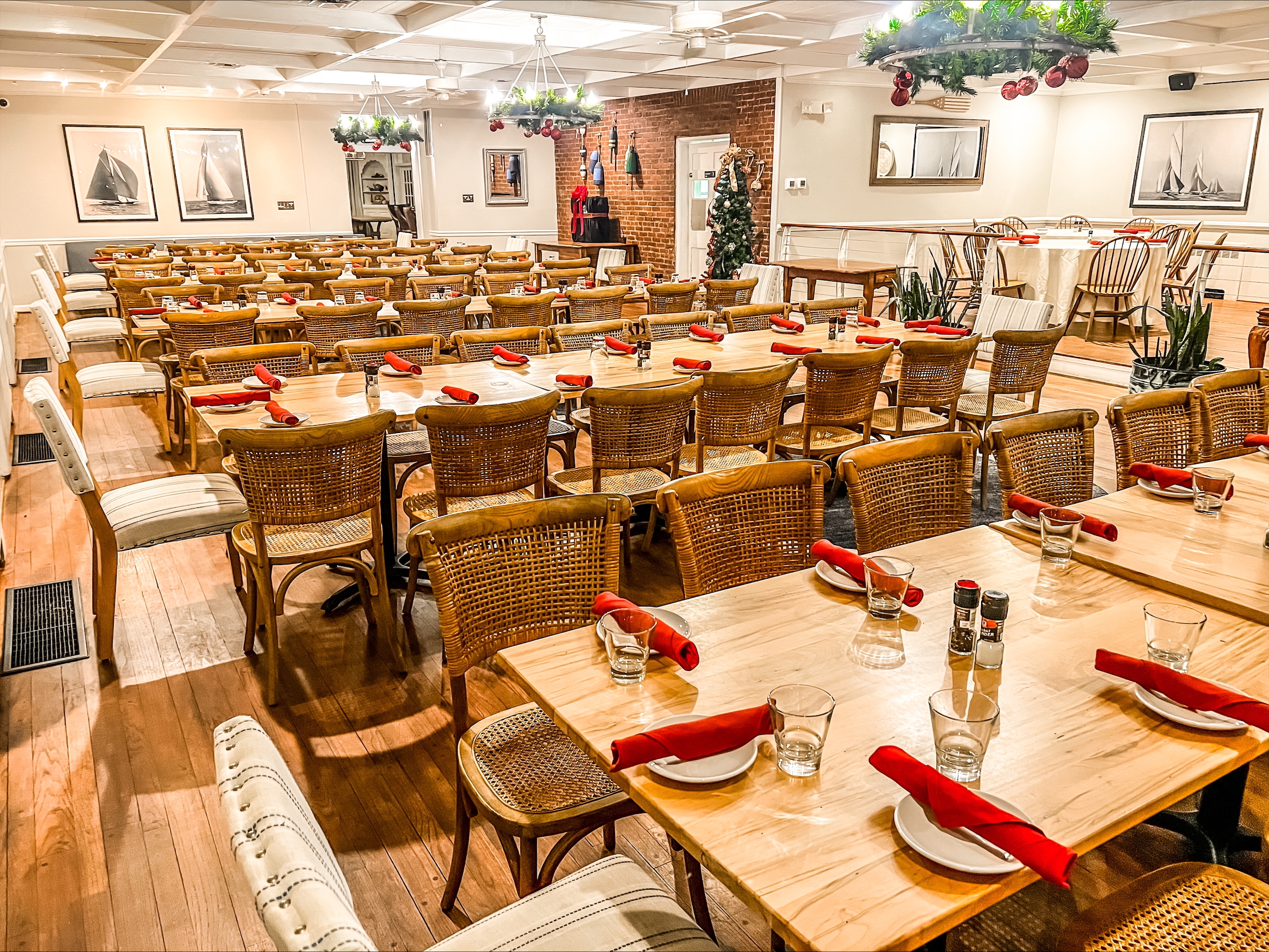 Holiday Parties | Deep Blue at Kitty Knight | Seafood Restaurant in ...