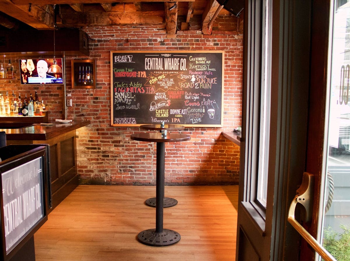 Main Bar Windows | Central Wharf Company - Glynn Hospitality