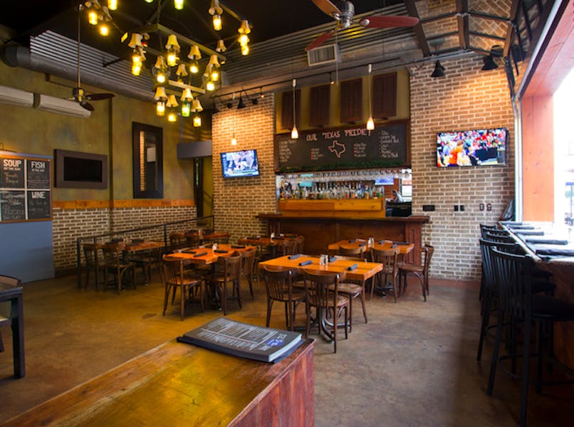 Den | State and Allen | American Restaurant in Dallas, TX