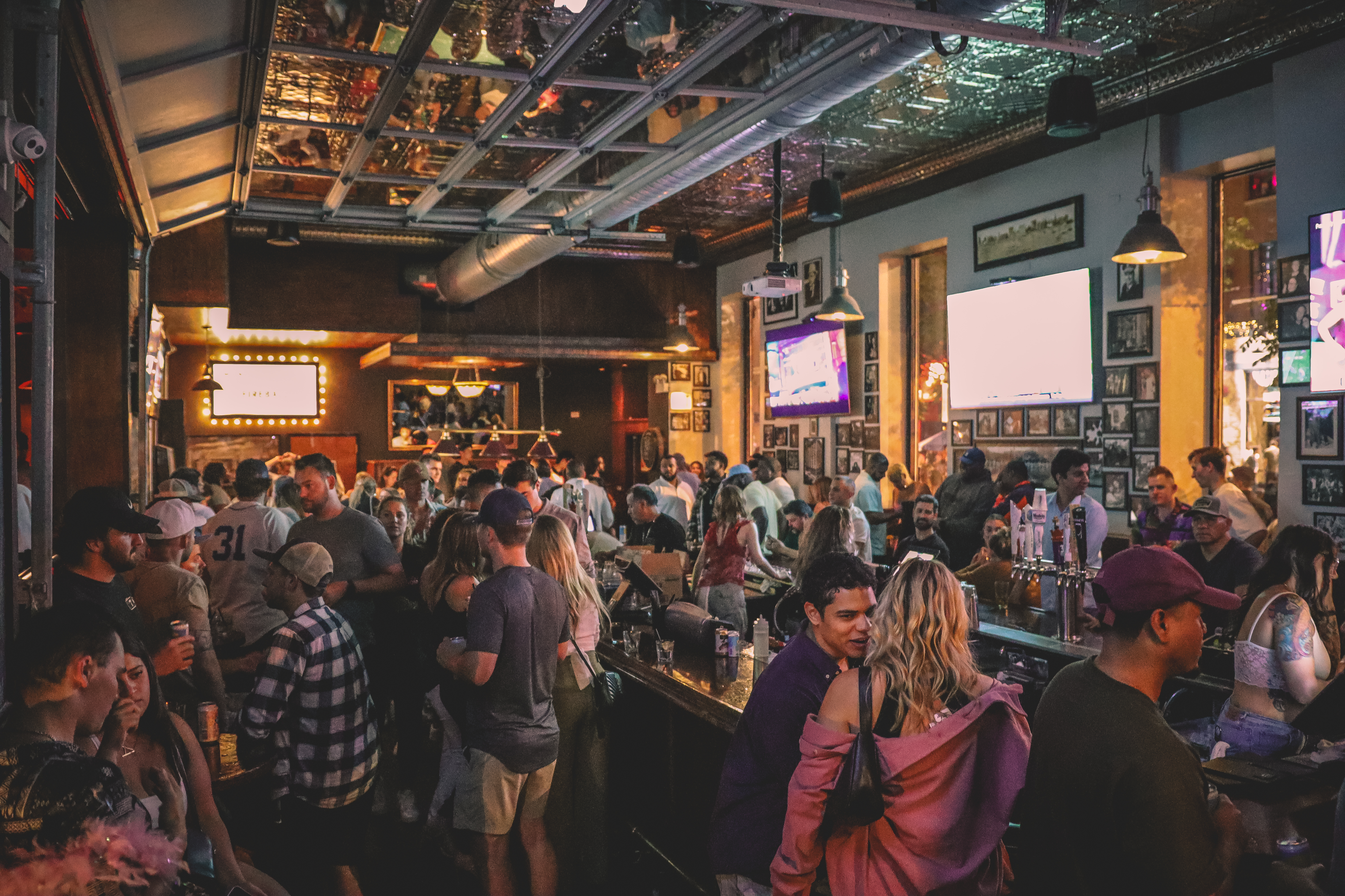 About | The Boss Bar in Chicago, IL