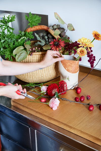 Floral Design Course: Holiday Centerpieces | Il Fiorista | Restaurant ...