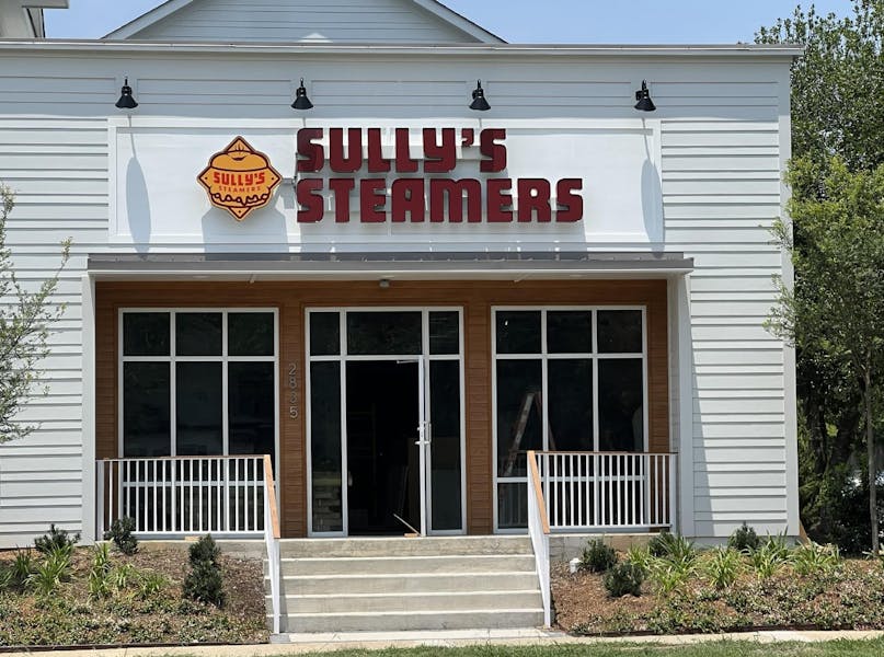 Sully's Steamers - Devine Street