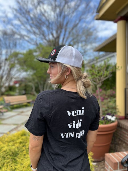 Vin 909 Apparel | Vin 909 Winecafé in Annapolis, MD