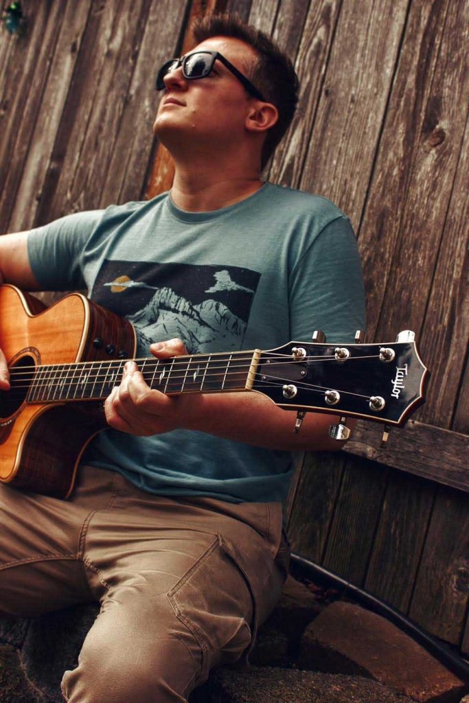 ALEX BRITTON: 02-01-2025 | 13 Coins | American Restaurant in WA