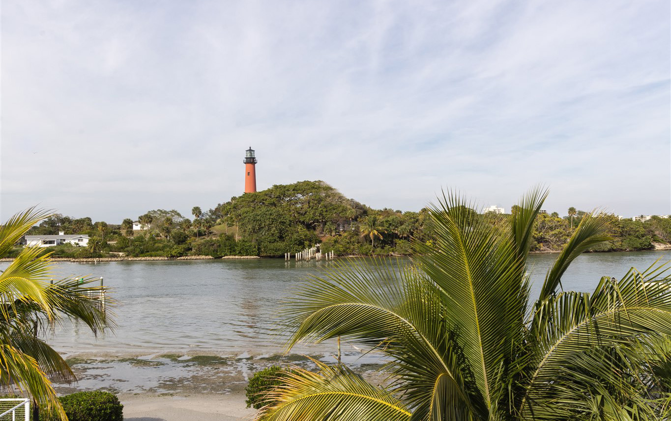 Hours & Location | Beacon in Jupiter, FL