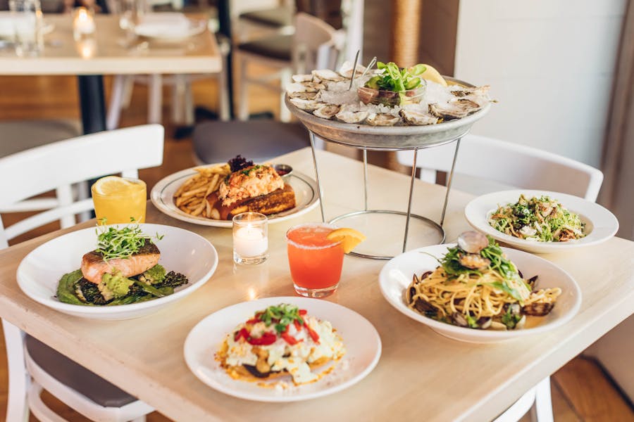 Mermaid Oyster Bar Greenwich Village | Hours + Location | The Mermaid ...