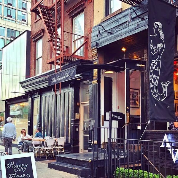 The Mermaid Inn Chelsea | Hours + Location | The Mermaid Inn | Seafood ...