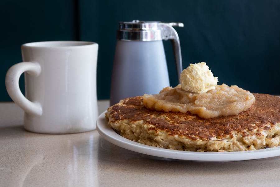 About | Brandys Restaurant & Bakery and Brandy's Cafe in AZ