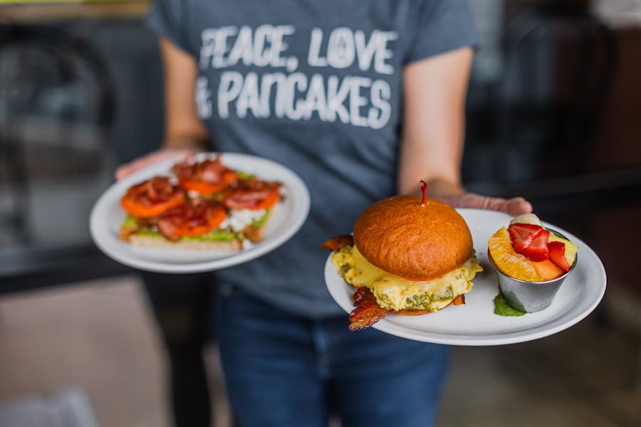 Store | Brandys Restaurant & Bakery in AZ