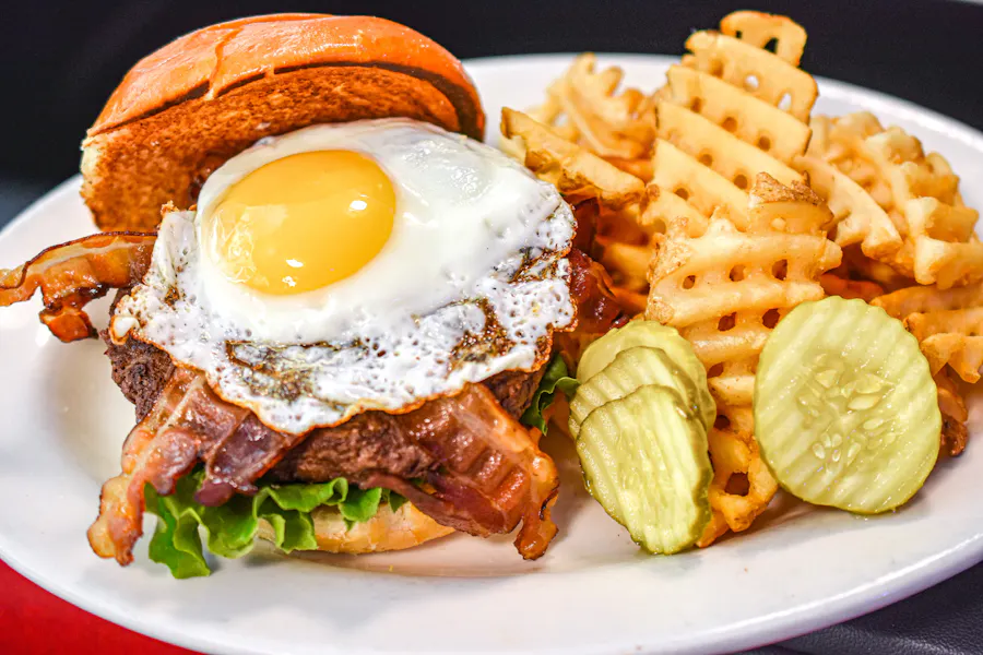 Menus | Ellen's Stardust Diner in Manhattan, NY