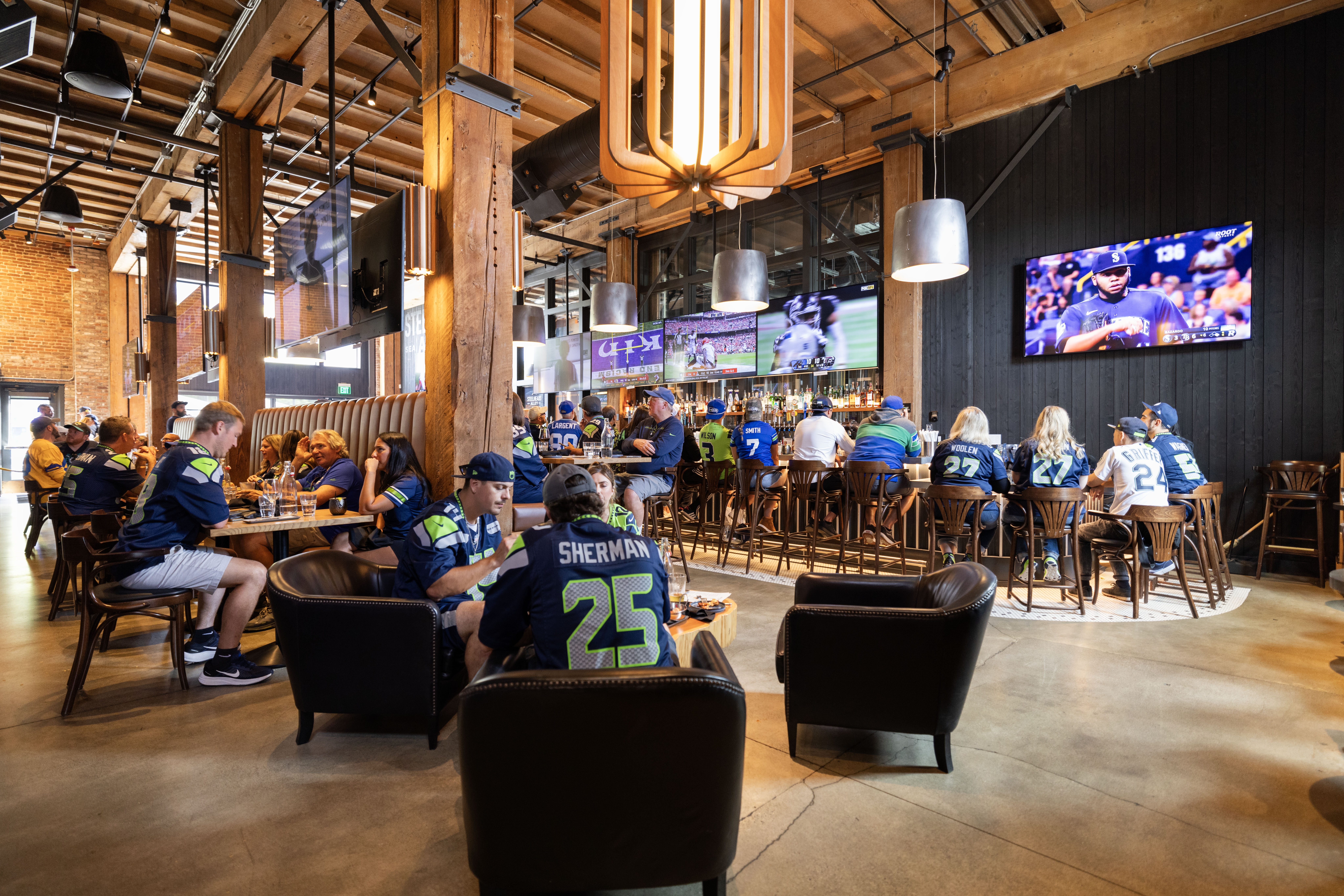 Reservations at Hatback Bar & Grille in Seattle's Sodo District