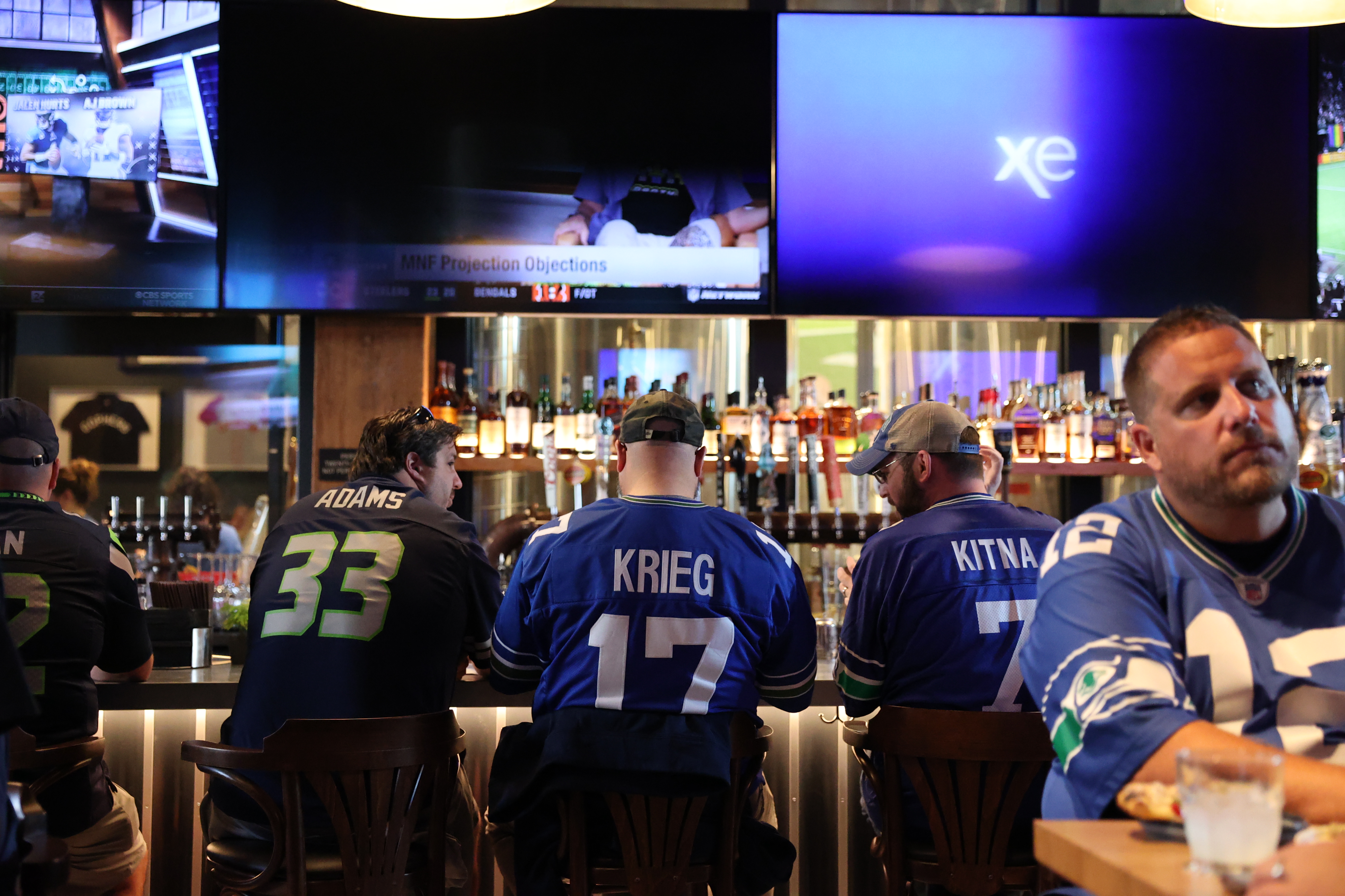 Newsletter Signup | Hatback Bar & Grille