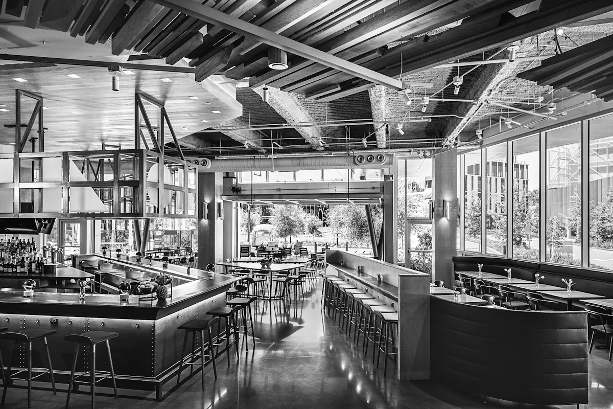 Home | Roger Bar and Restaurant in Mountain View, CA