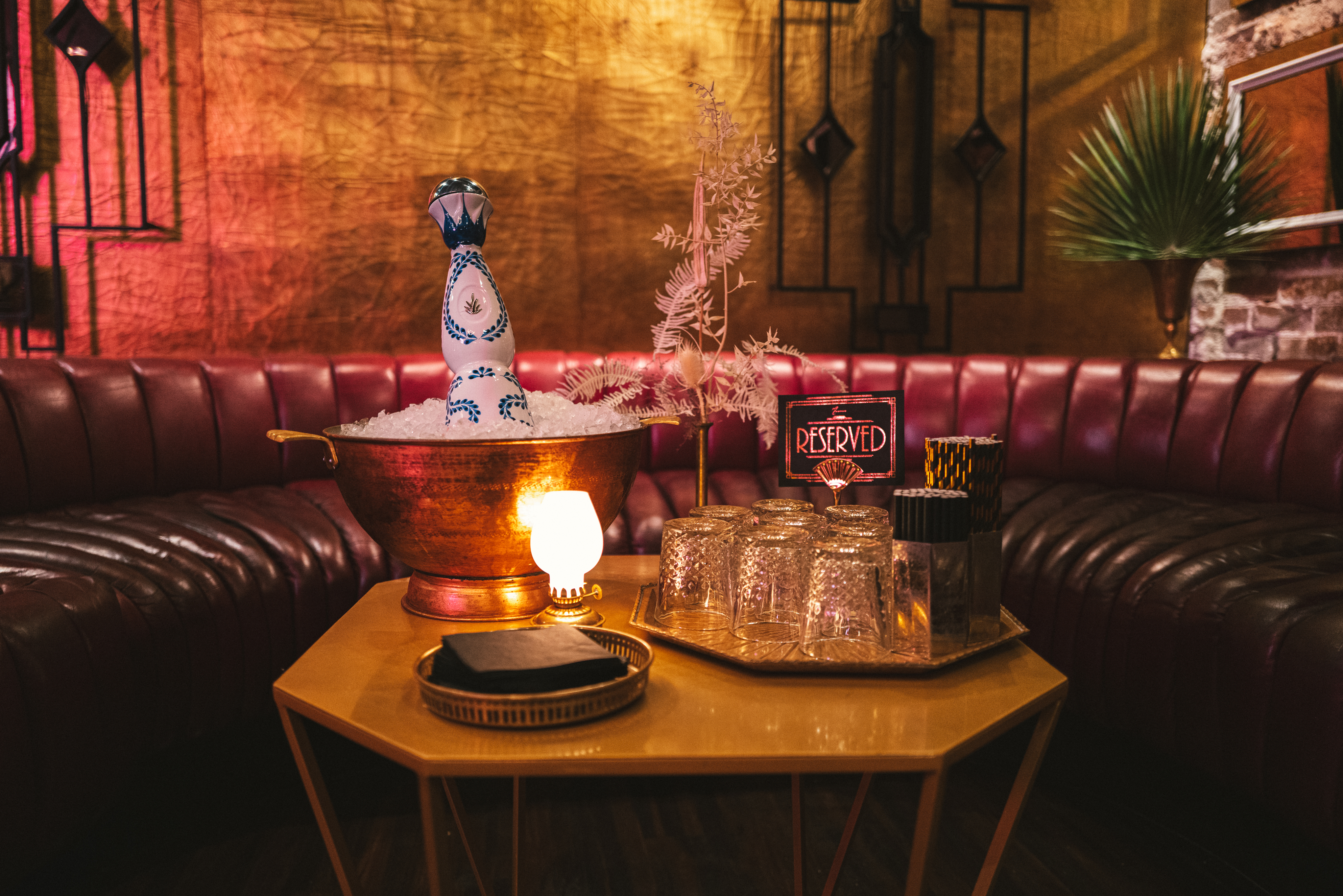 Table Reservations | Monroe Lounge in San Francisco, CA