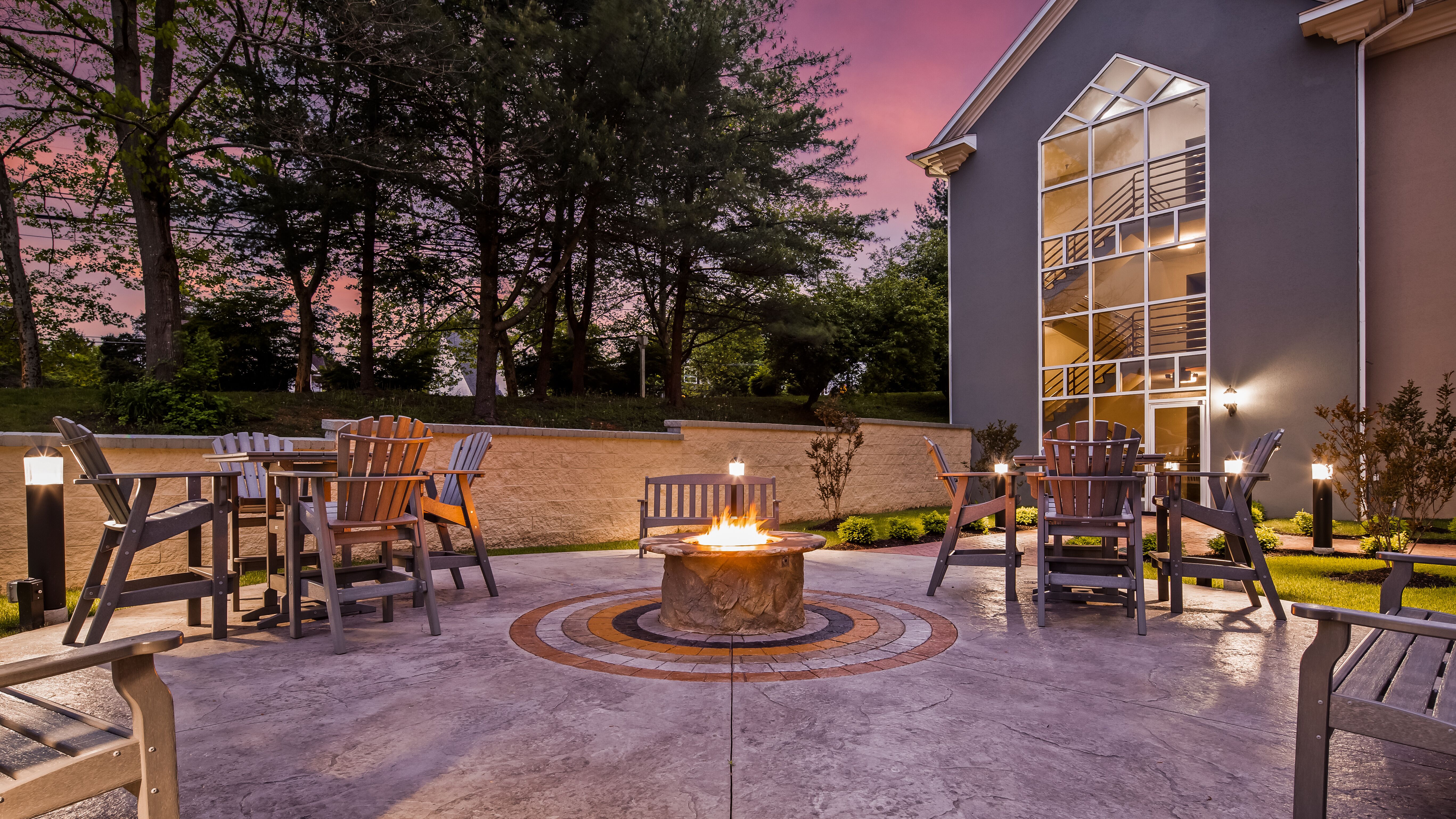 Corporate | Mendenhall Inn in Mendenhall, PA