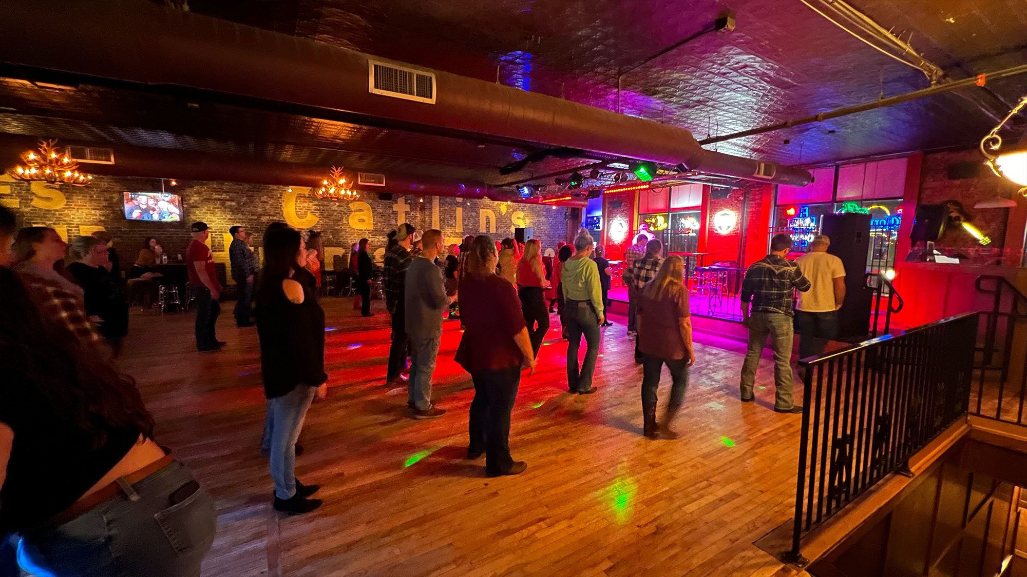 Deringer's in Cedar Falls, Iowa- Line Dancing Every Thursday